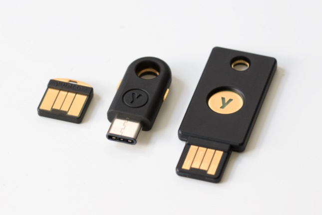How YubiKey Can double-lock your online accounts? | MyWindowsHub